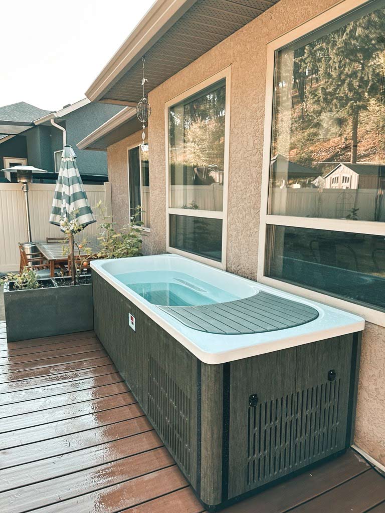 Cold Plunge Tub - Superior Hearth, Spas & Leisure